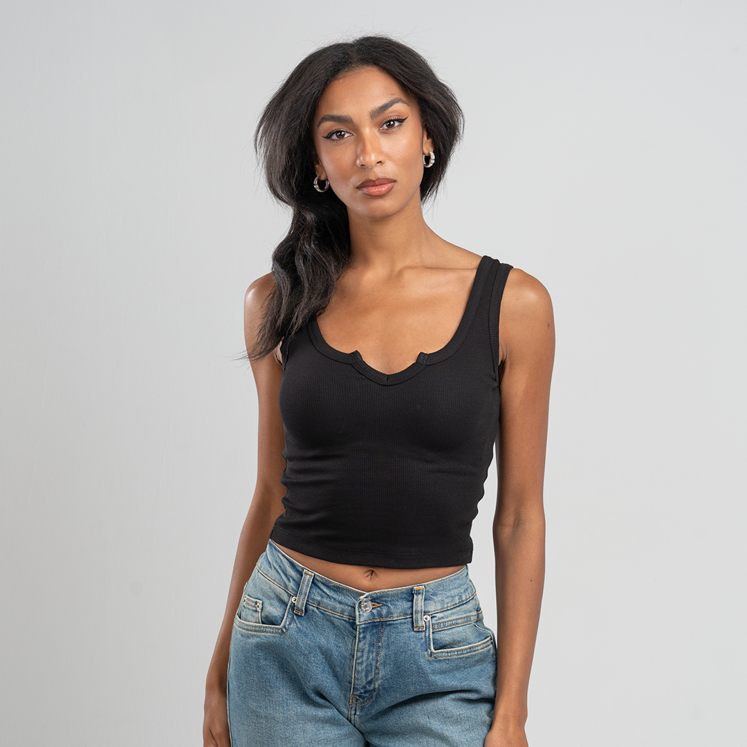 Scoop neck tank top - front V split – MAG'S
